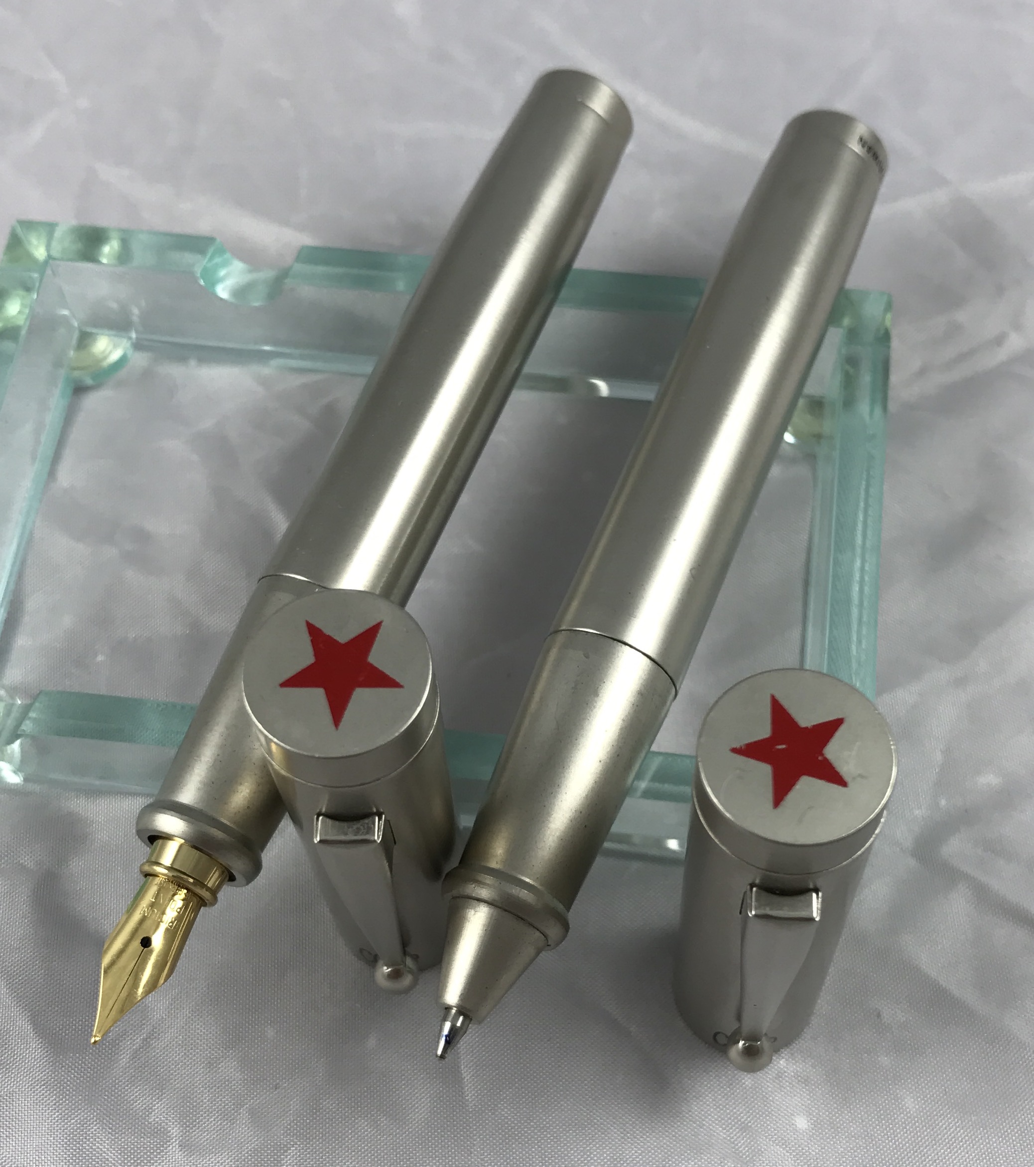 Yafa CCCP Red Star Writing Kit | fountain pen users